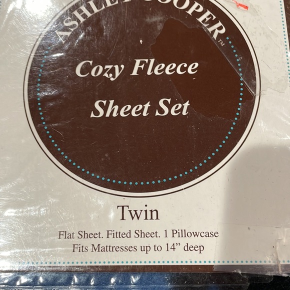 Ashley Cooper | Bedding | Fleece Twin Sheet Set Ashley Cooper Nha ...